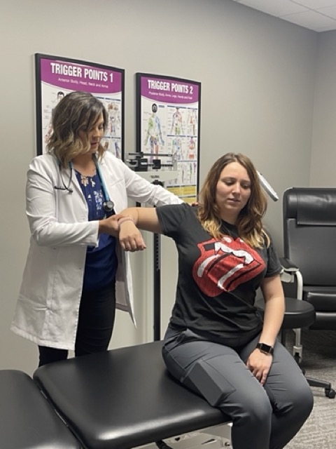 Shoulder Pain in Kearney, and Lincoln NE - Schrock Medical Clinic